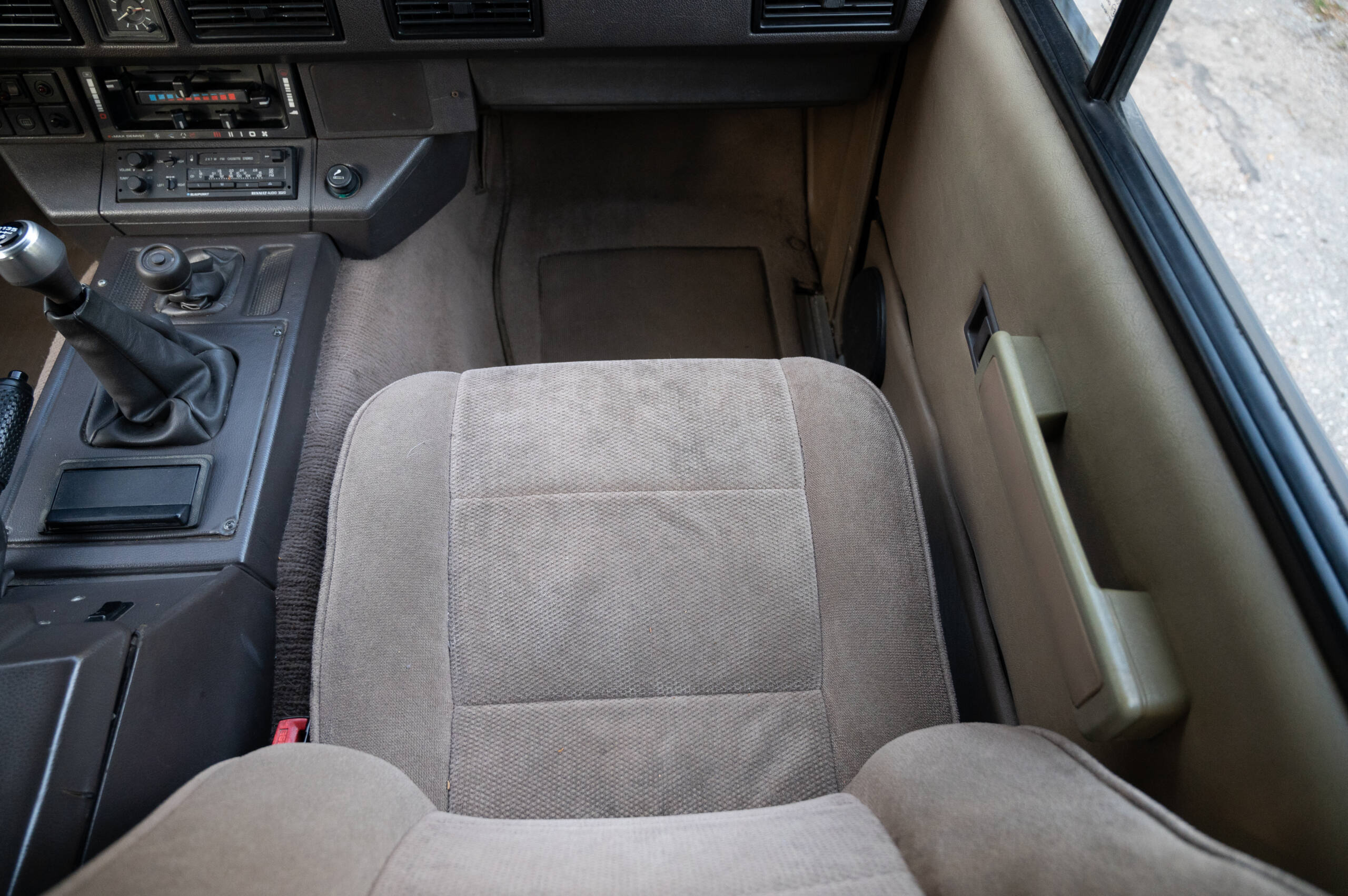 1992 Range Rover Classic 2 Door LHD – SAMUEL LLOYD CO